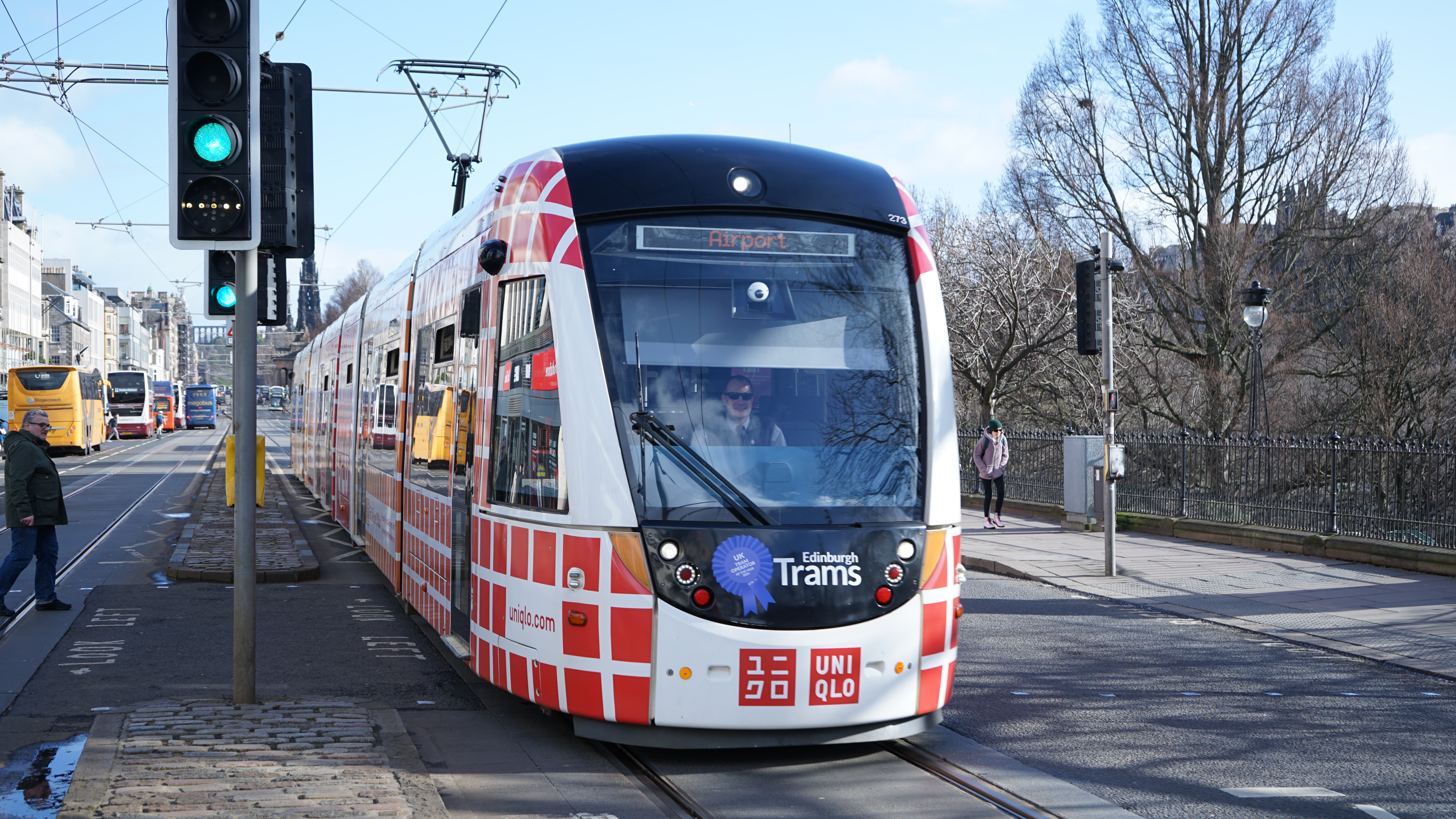 Cycling safety near the trams | Edinburgh Trams