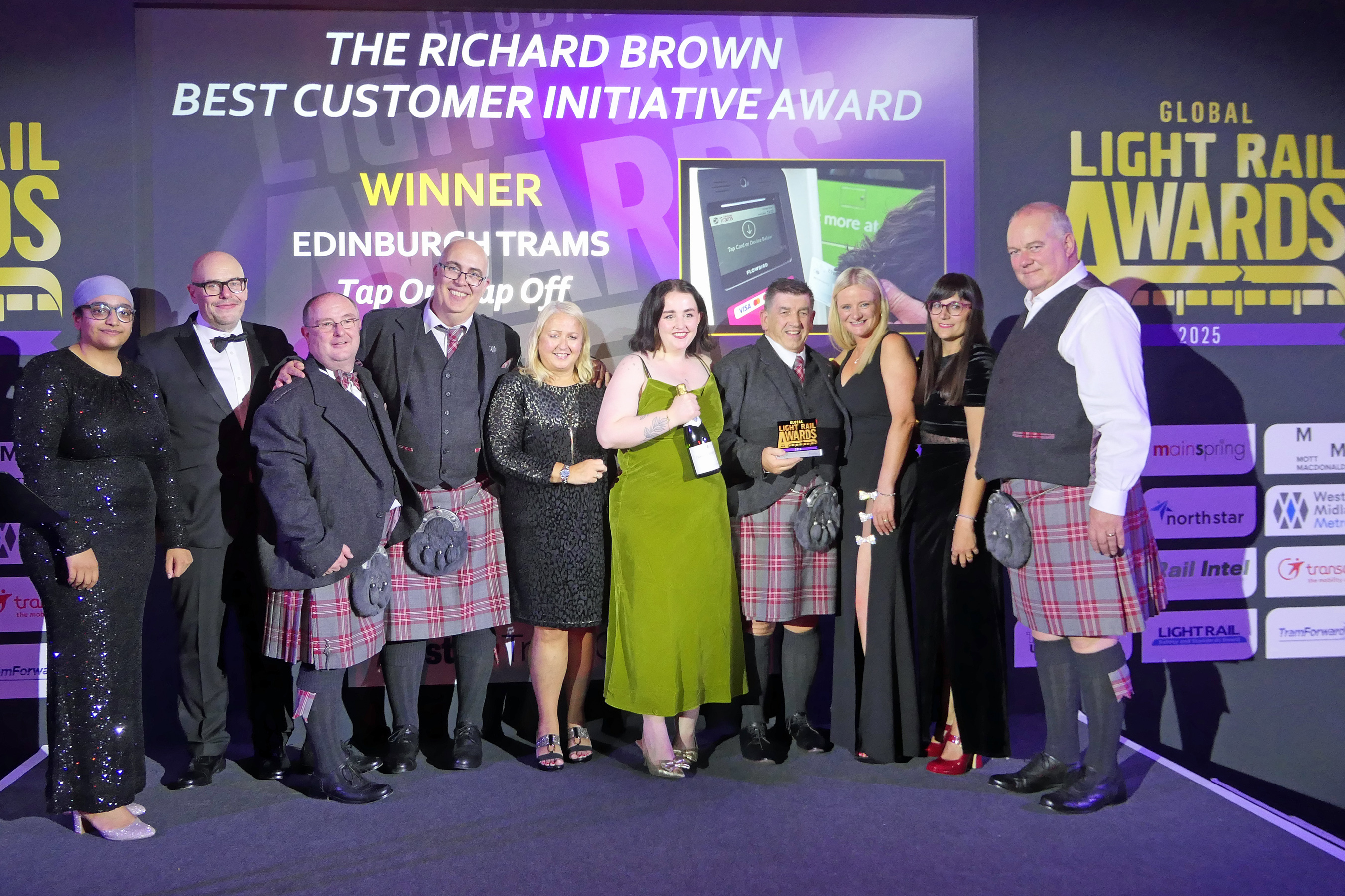 Edinburgh Trams celebrates award win at the Global Light Rail Awards ...